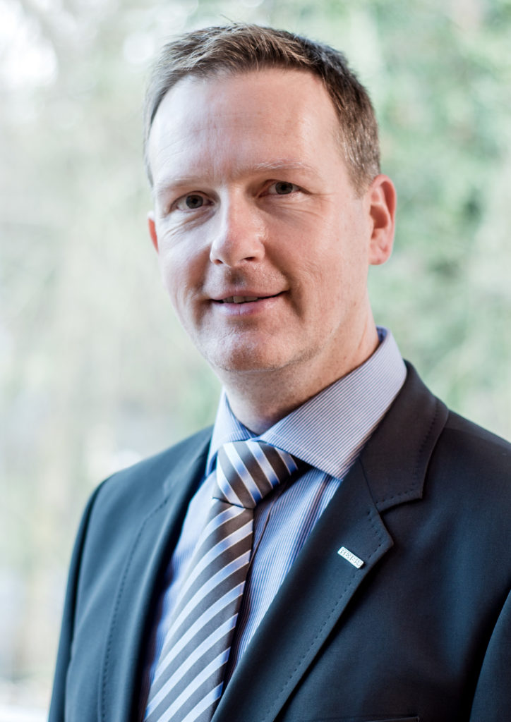 REISS Geschäftsführer Hans-Ulrich Weishaupt - PR-Agentur Hamburg für IT ...